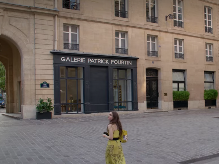 Emily-in-Paris-office-2- Globelle Gina