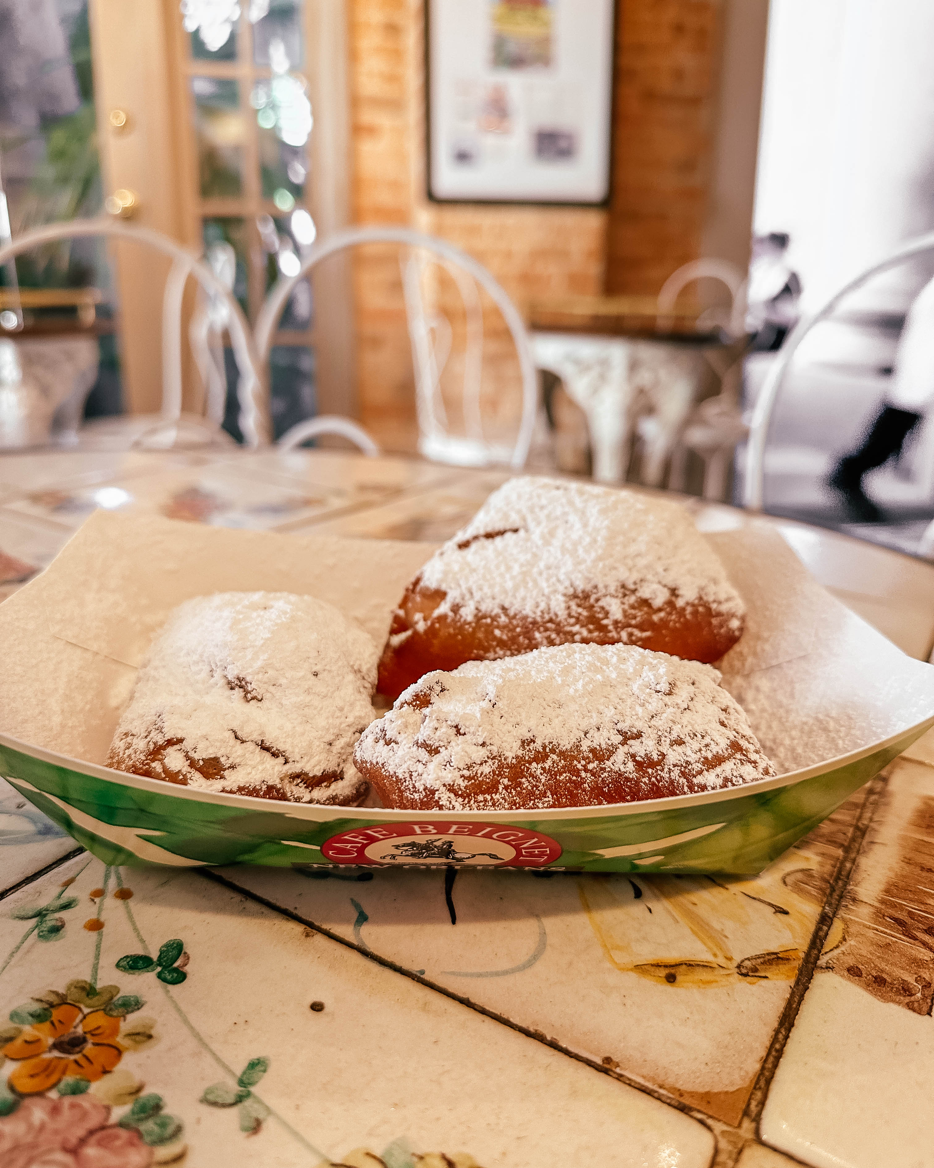 cafe beignet 2 - Globelle Gina